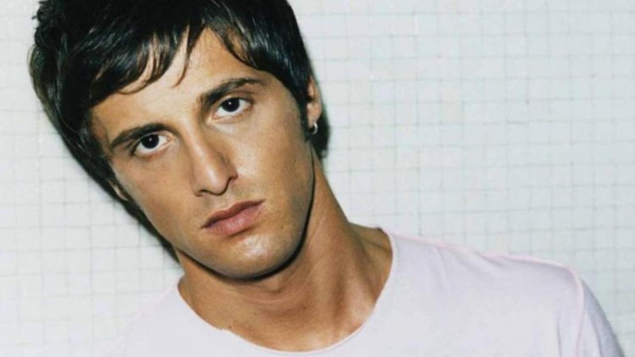 Ricordate Luca Dirisio? Dalla hit estiva alla 'scomparsa': ecco che ...