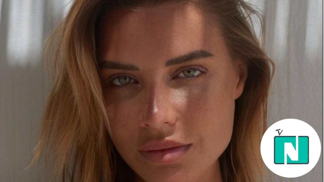 L'amica della Ferragni, Veronica Ferraro, non si contiene | Come una ...